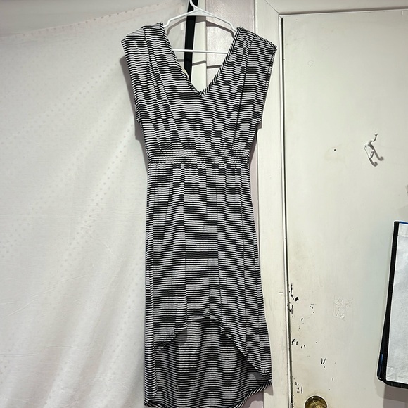 Amour Vert | Dresses | Extra Small Dress Striped Navy Blue And White ...